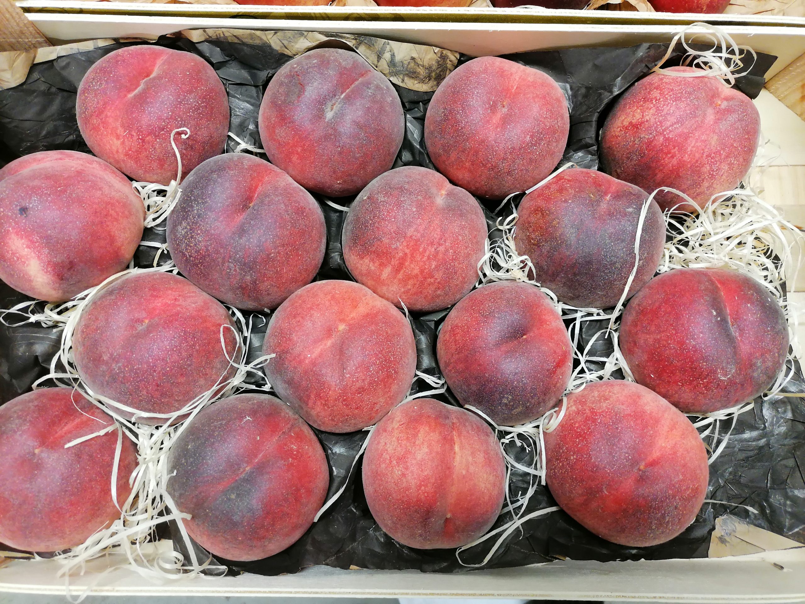 Peche blanche GROS CALIBRE – Origine FRANCE- | Simond Fruits & Légumes